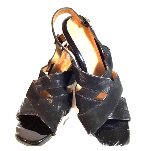 Michelle D | Shoes | Michelle D Black Sandals | Poshmark